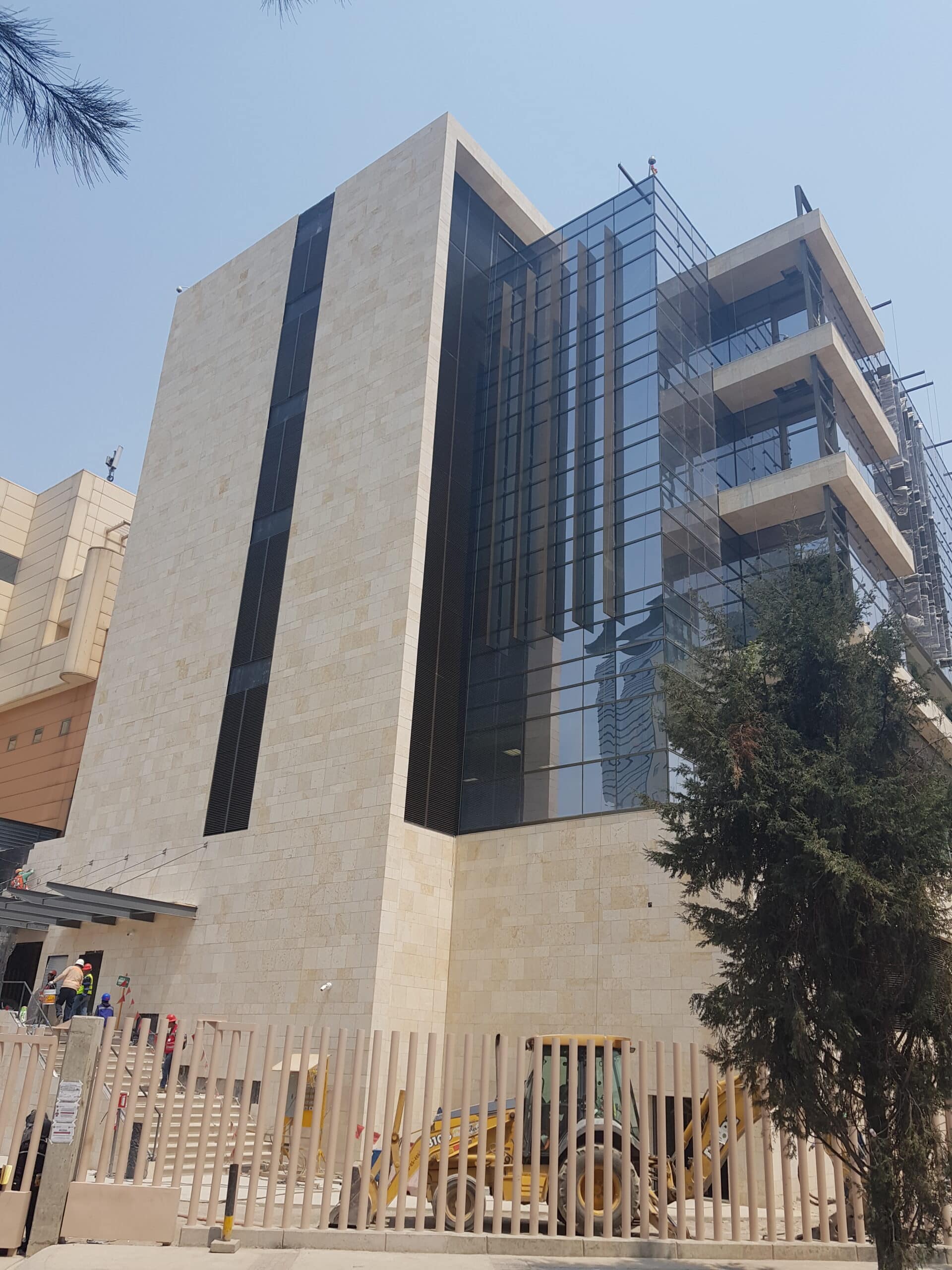 Ampliación del Hospital ABC Santa Fé – Glassum